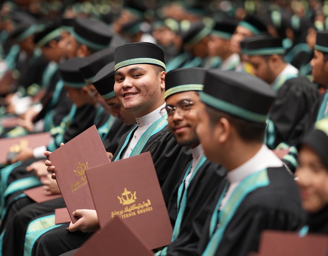 Politeknik Brunei 8th Convocation Ceremony – Politeknik Brunei