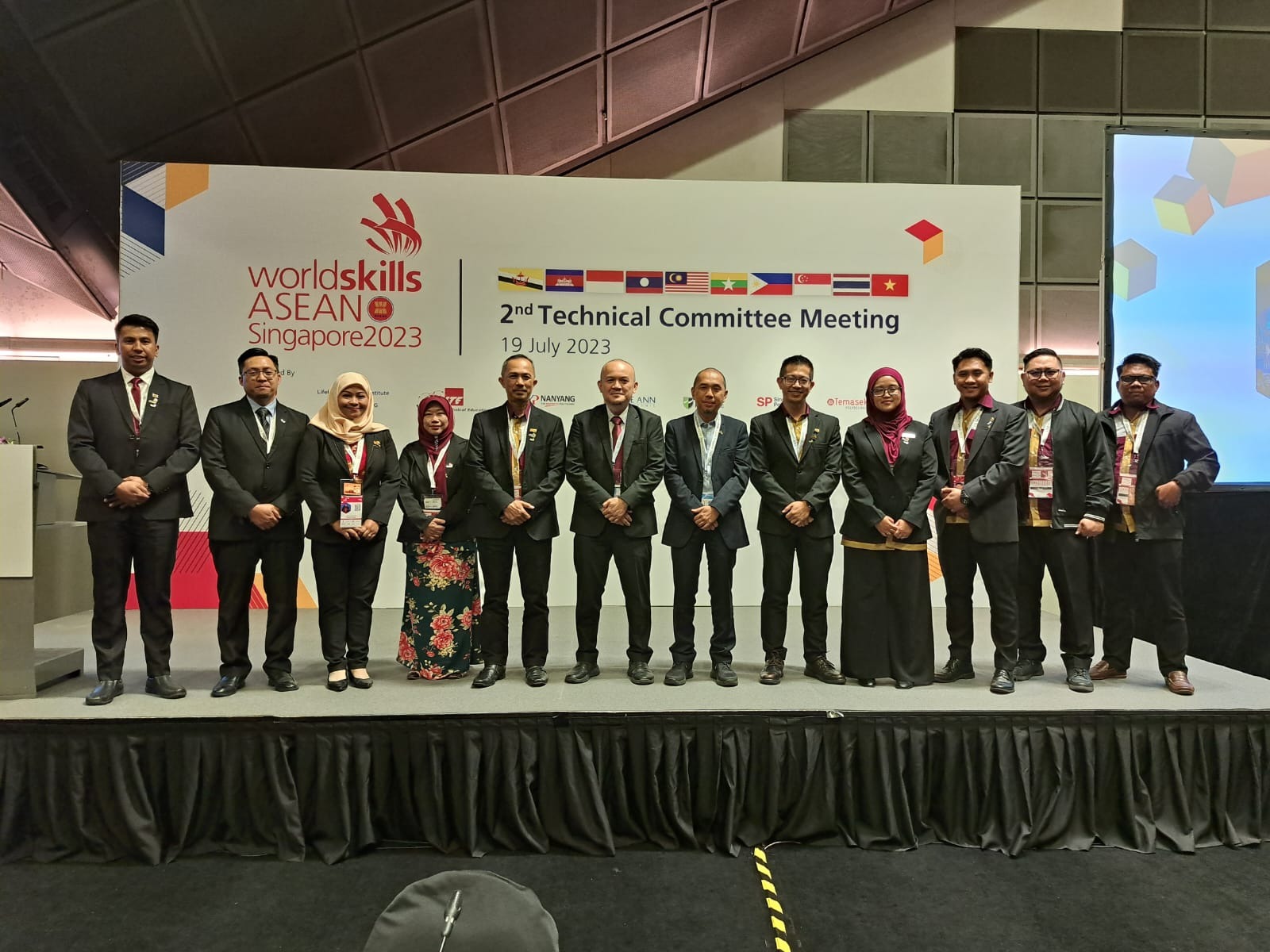 Flag handover ceremony to the Chief Contingent of Brunei Darussalam for ...