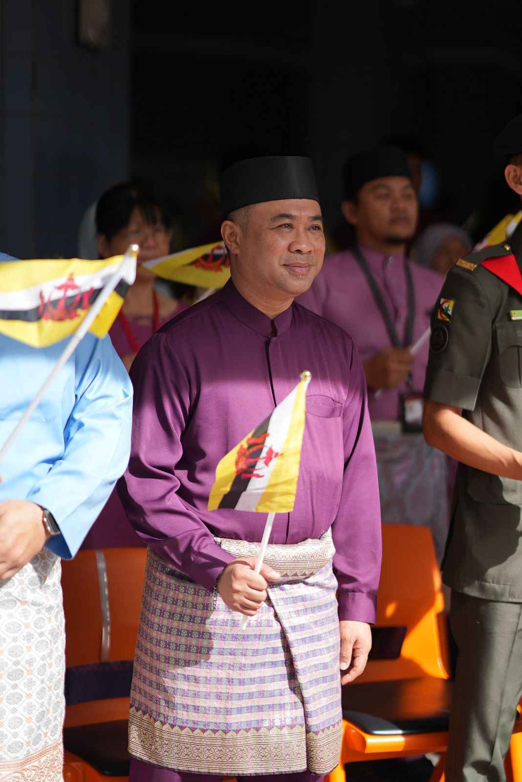 Acara Menaikkan Bendera Negara Brunei Darussalam Sempena Hari ...